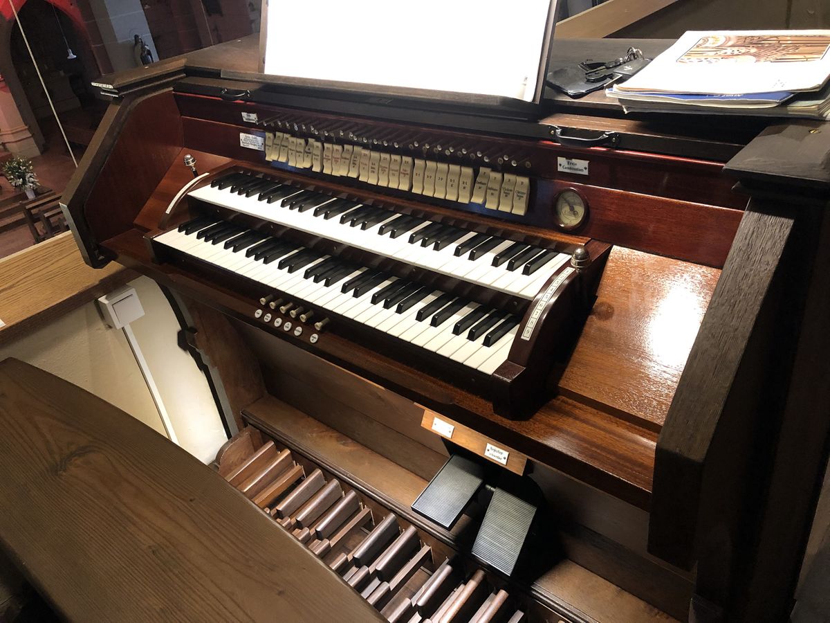 Datei:Tawern 3.jpeg – Organ index, die freie Orgeldatenbank